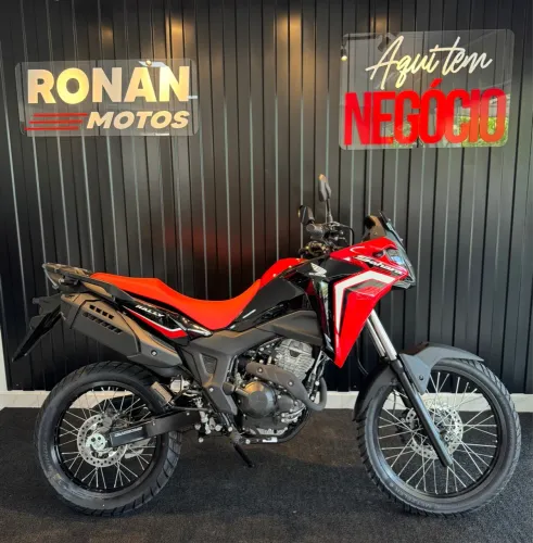 Motos Honda Sahara 300 Rally ABS Flex no Brasil