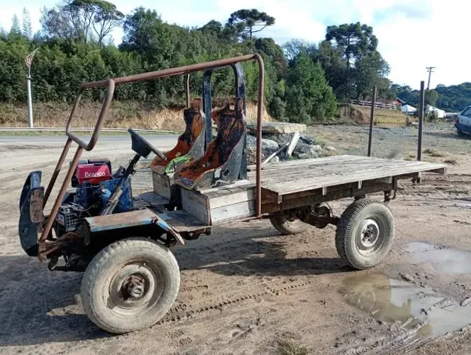 Tratores e máquinas agrícolas no Brasil