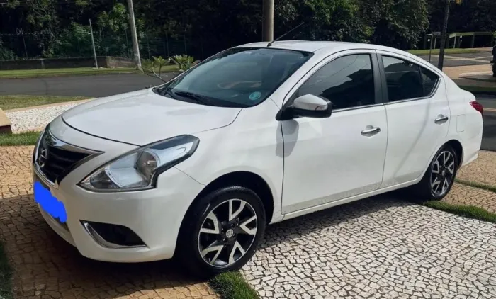 "nissan versa 2017" - Carros Usados e Novos à venda