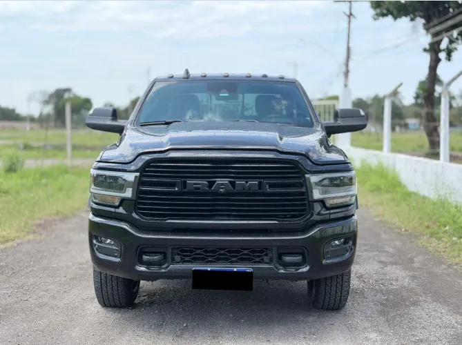 Ram 2500 Laram. 6.7 Night ED. TB CD 4X4 DIE Usados e Novos