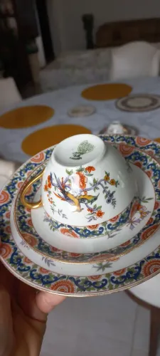 "louca antiga" no Brasil