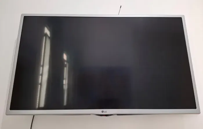 "tv de led 32 polegadas smart" - TVs no Brasil