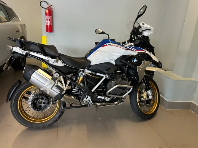 Motos BMW R 1250 GS Pemium HP no Brasil