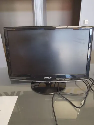 "monitores de 20 polegadas" - Monitores no Brasil