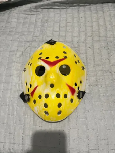 "mascara jason" no Brasil