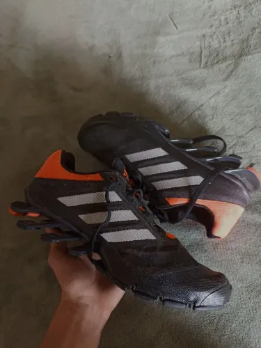 "springblade" no Brasil