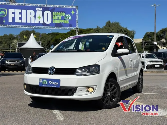 Volkswagen Fox Connect I Motion 1.6 Flex 8V 5P Usados e Novos - São ...