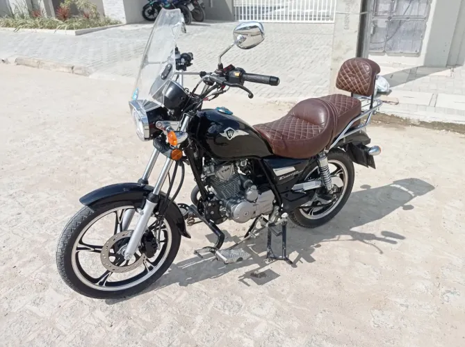 Motos Haojue Chopper Road 150 no Brasil