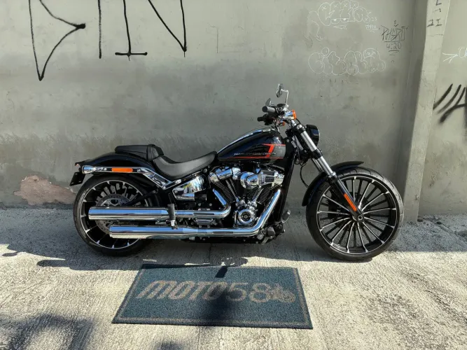 Motos Harley-Davidson Breakout no Brasil