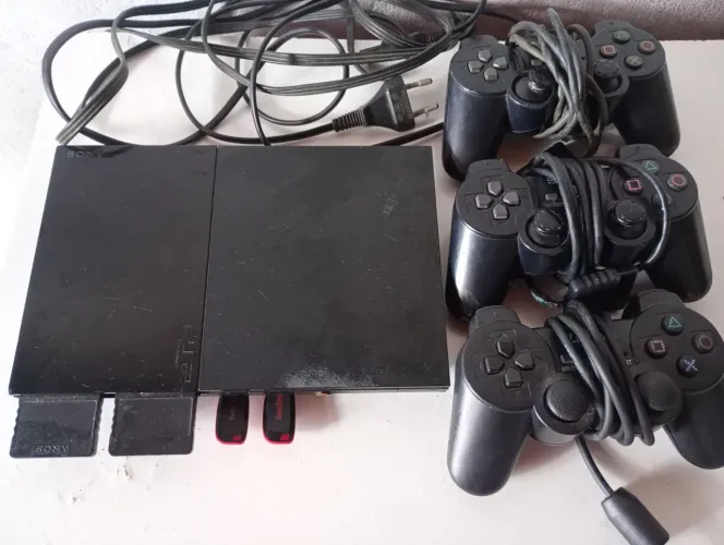 "ps2 slim" - Consoles de Vídeo Game no Brasil