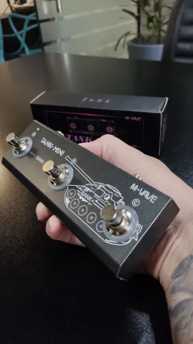 "pedaleira guitarra" - Instrumentos musicais no Brasil