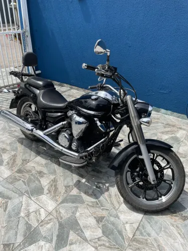 Motos Yamaha XVS 950 Midnight Star no Brasil