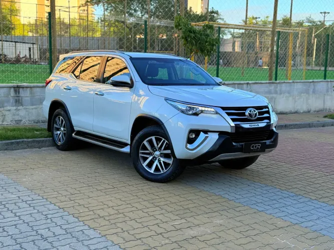 Toyota Hilux SW4 SRX 4X4 2.8 TDI 16V Dies. Aut. Usados e Novos