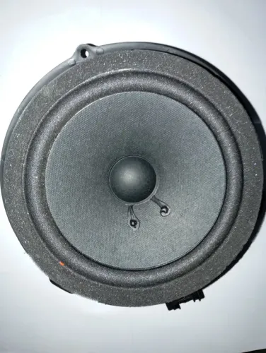 "auto falante automotivo" no Brasil