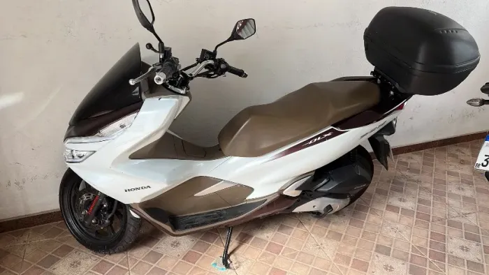 Motos Honda PCX 2021 no Brasil