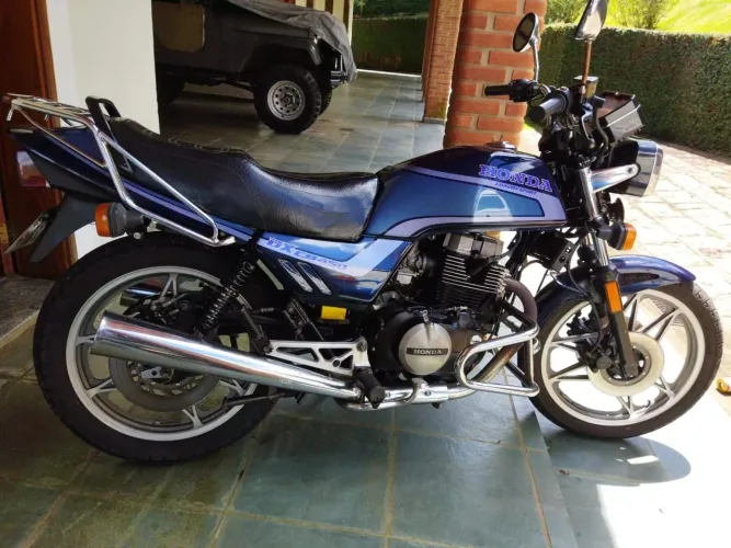 Motos Honda CB 450 DX no Brasil