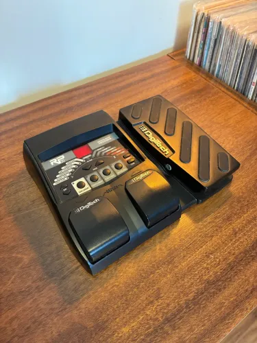 "pedaleira guitarra" - Instrumentos musicais no Brasil