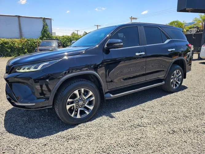 Toyota Hilux SW4 Diamond 2.8 TB 4X4 Die. Aut. 2024 Usados e Novos