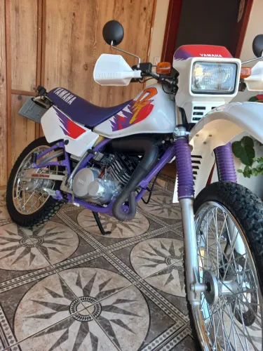 "yamaha dt180" no Brasil