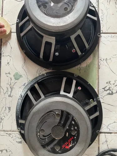 "auto falante automotivo" no Brasil