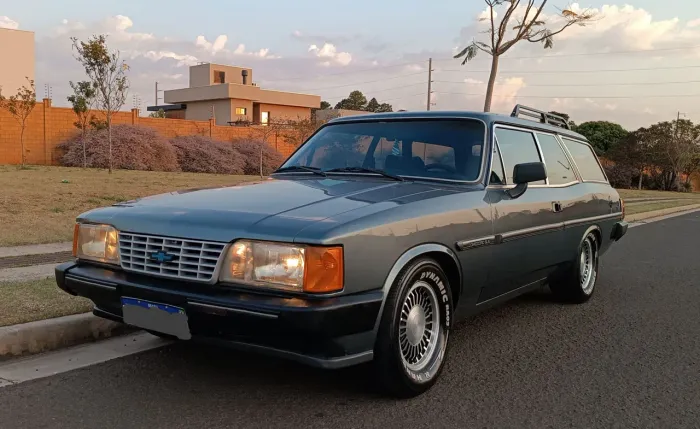 Chevrolet Caravan Comodoro 4.1/2.5 Usados e Novos