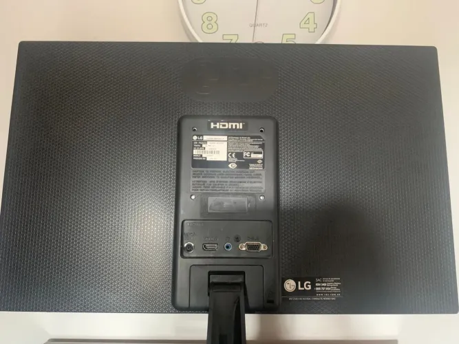 "monitores de 22 polegadas" - Monitores no Brasil