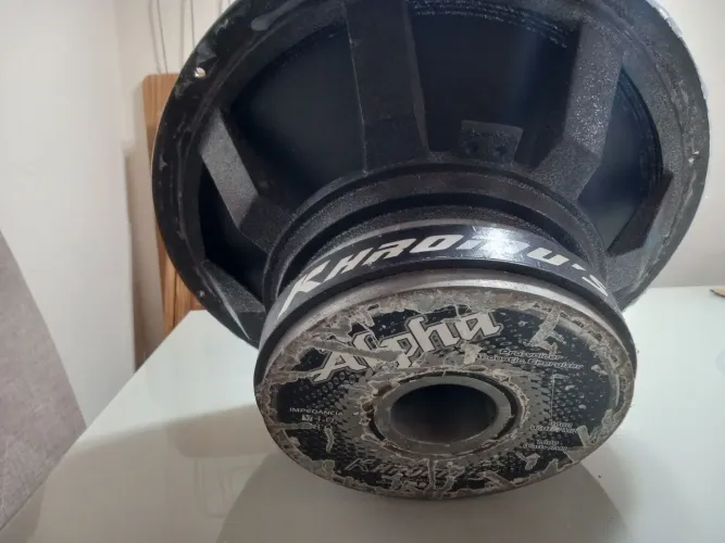 "auto falante automotivo" no Brasil