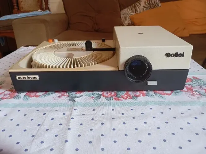 "projetor de slides antigo" no Brasil