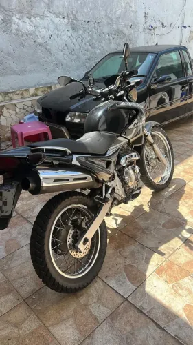 Motos Honda NX 4 Falcon 400 no Brasil