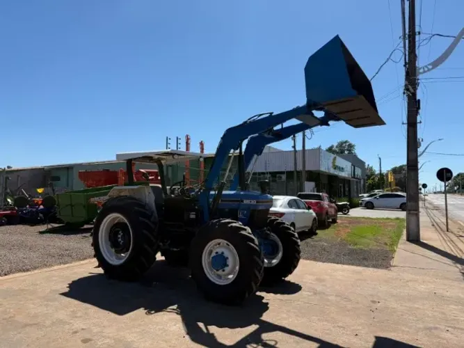 "trator com concha" - Tratores e máquinas agrícolas no Brasil