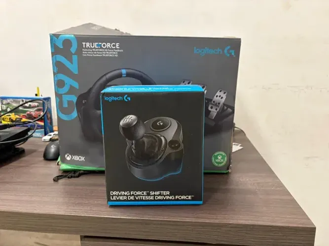 "logitech g923" no Brasil