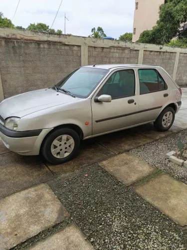 Ford Fiesta 2000 Usados e Novos