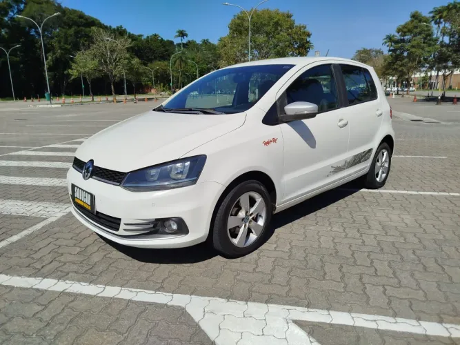 Volkswagen Fox ROCK IN RIO 1.6 MI TOTAL FLEX 8V 5P Usados e Novos