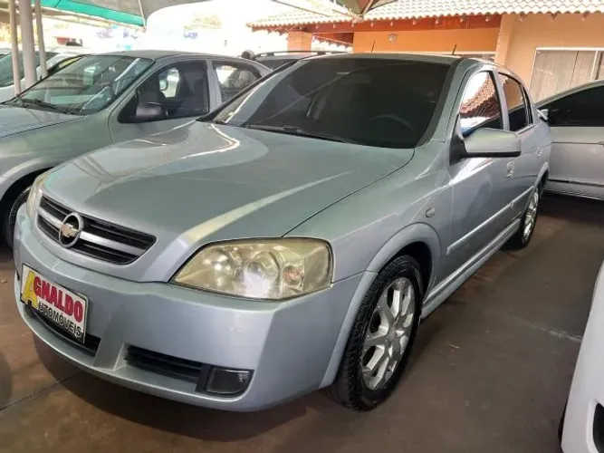 Chevrolet Astra 2.0 8V/ CD 2.0 8V Hatchback 5P AUT Usados e Novos em SP