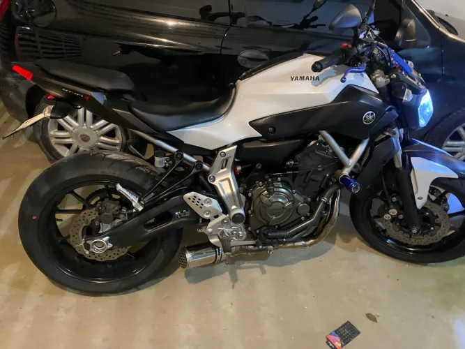 Motos Yamaha MT-07/MT-07 2016 no Brasil