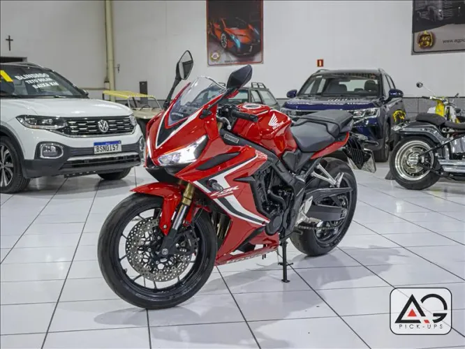 Motos Honda CBR 650 R no Brasil