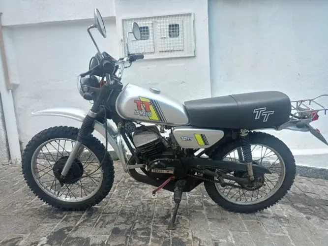 Motos Yamaha DT 180-z Trail no Brasil