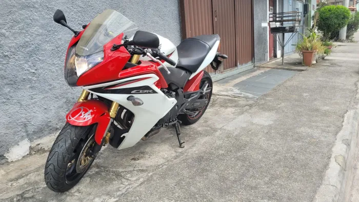 Motos Honda CBR 600 F no Brasil