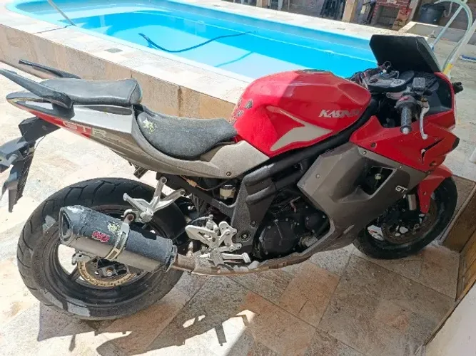 Motos Kasinski Comet no Brasil