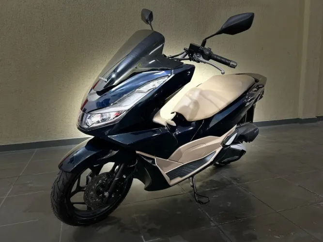 Motos Honda PCX 2025 no Brasil