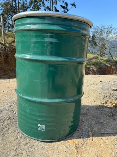 "tonel metal" no Brasil