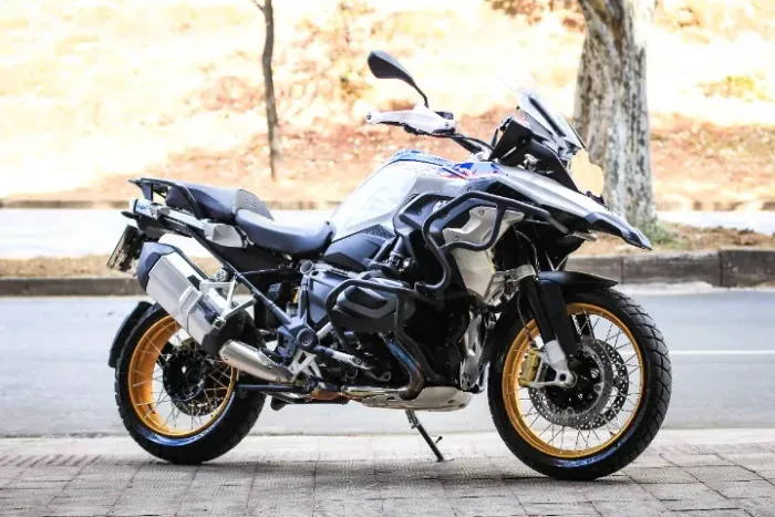 Motos BMW R 1250 GS Pemium HP no Brasil
