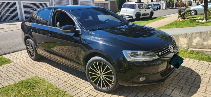 Volkswagen Jetta 2012 Usados e Novos