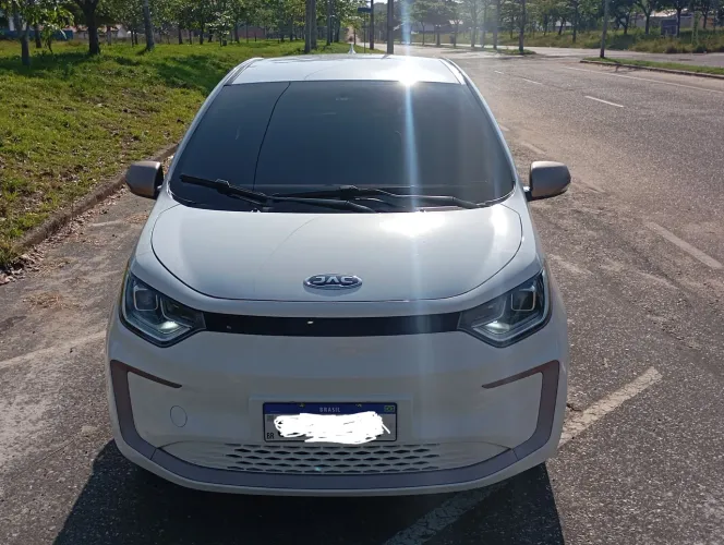 JAC E-JS1 Usados e Novos