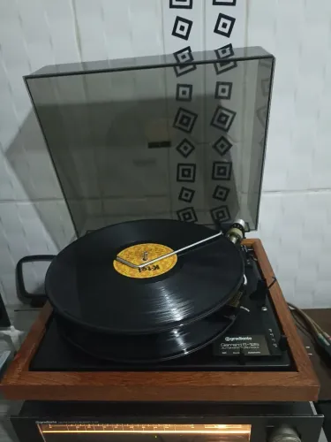 Toca Discos no Brasil