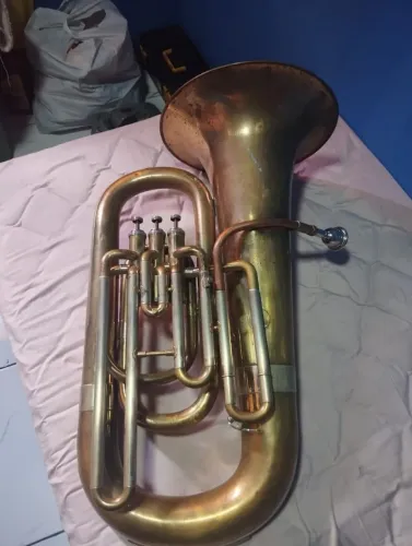 "tubas instrumentos" no Brasil