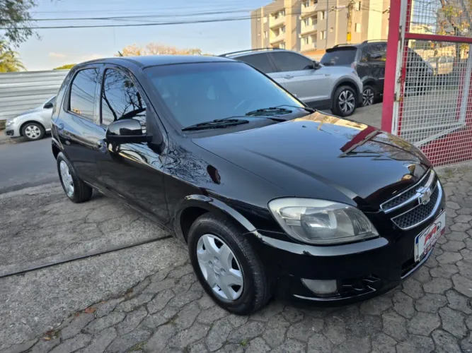 Chevrolet Celta Spirit/ LT 1.0 MPFI 8V Flexp. 5P Usados e Novos
