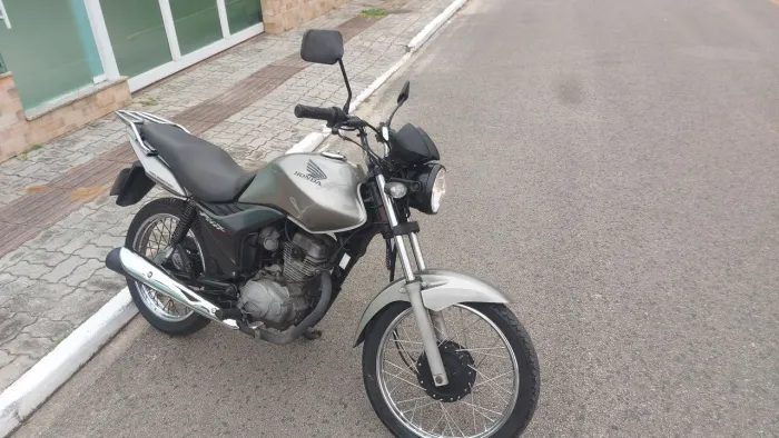 Motos Honda CG 150 FAN Esi/ 150 FAN ESI Flex no Brasil