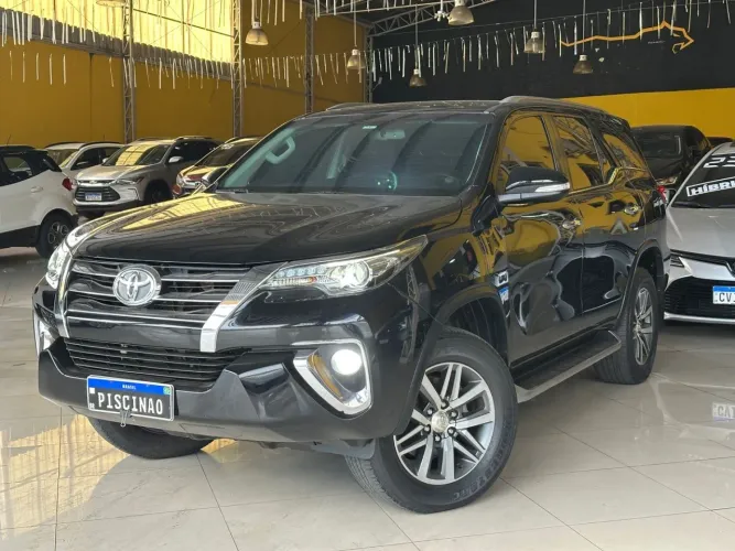 Toyota Hilux SW4 SRX 4X4 4.0 V6 24V Aut. Usados e Novos