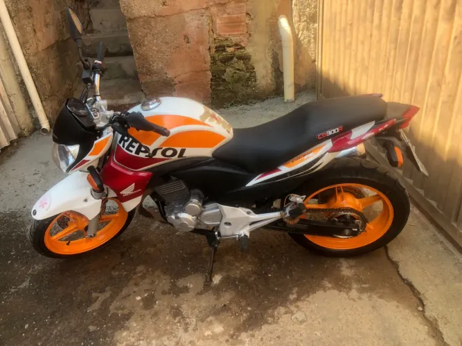 Motos Honda CB 2014 no Brasil